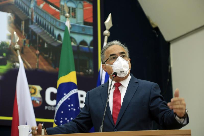 Edmilson Rodrigues leva mensagem à Câmara Municipal de Belém na ...